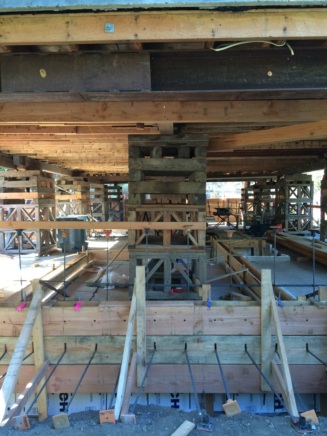 CRAFTED EARTH, INC. | Wood Lane Full Lift